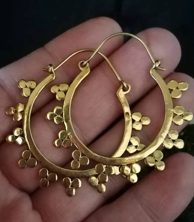 Boucles d'oreilles ethnique créoles laiton bijou boho à Caen: Shantilight